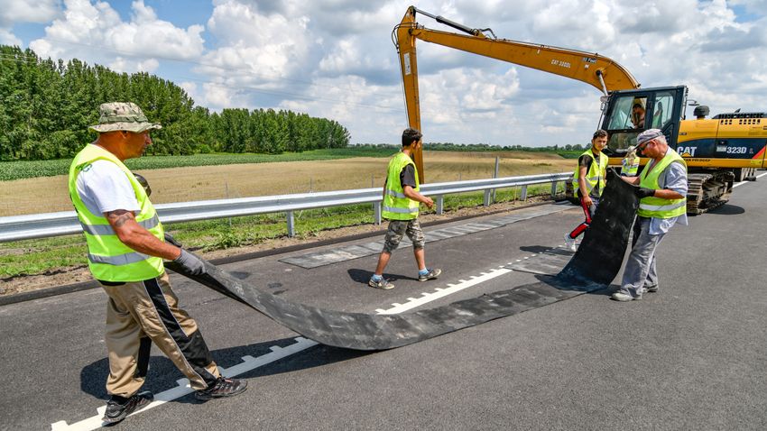 HAON - Közel az átadáshoz az új M4-es autópálya