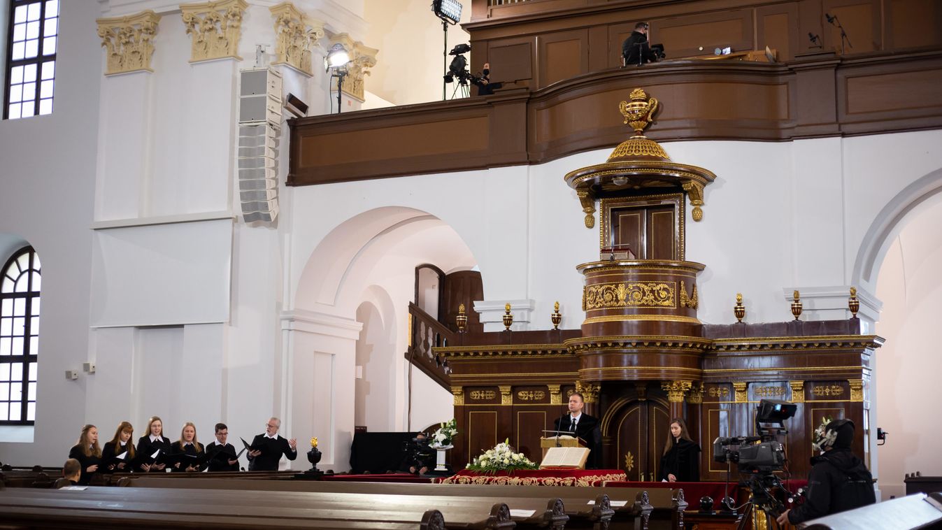 Rendhagyó istentiszteletet tartottak a Nagytemplomban