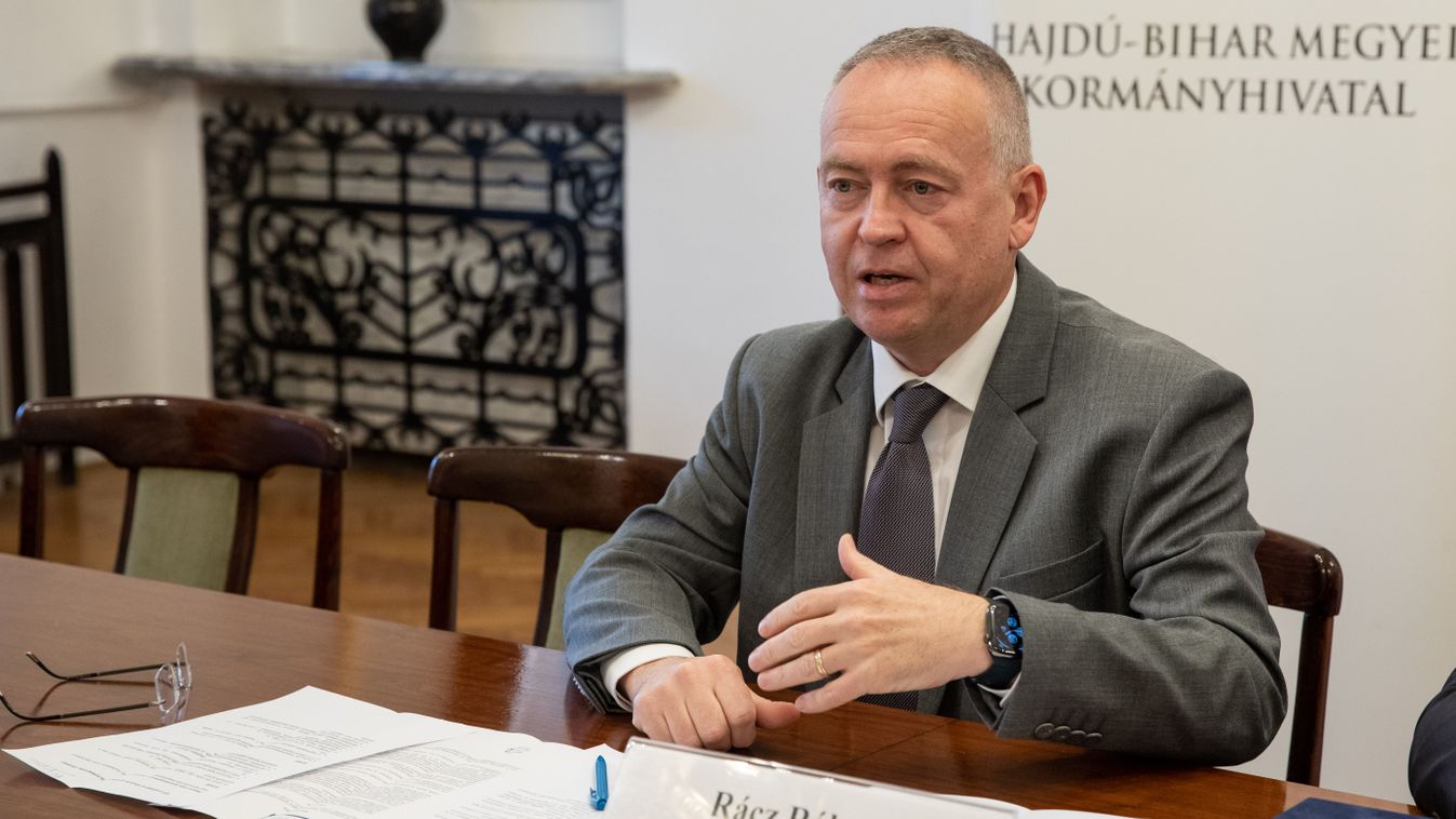 Rácz Róbert maradt a megyei kormányhivatal kormánymegbízottja