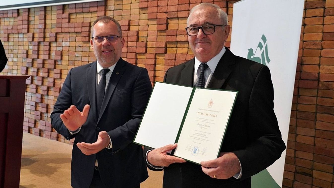 Újabb elismeréssel ismerték el Rozsnyai István lelkész munkásságát