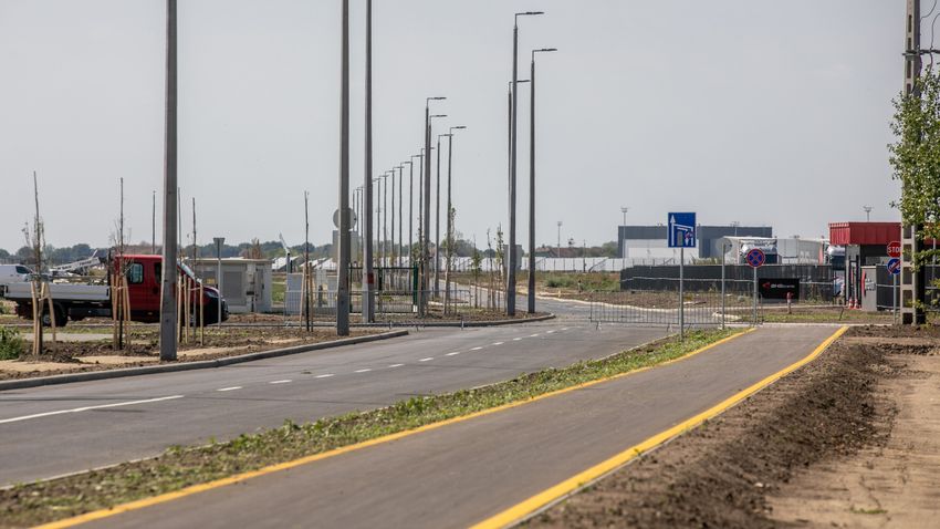HAON - Autópálya le- és felhajtók, utak épülnek Hajdú-Bihar megyében