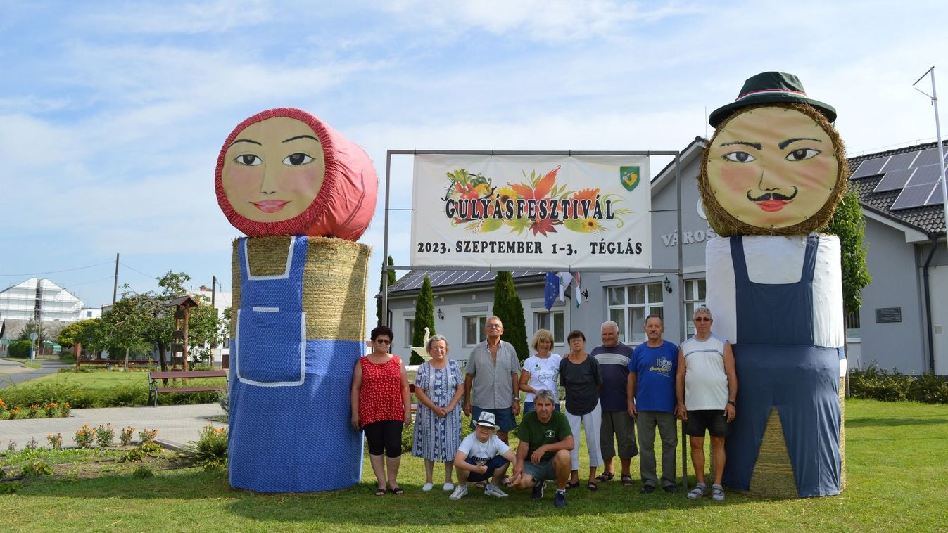 Megérkezett az ifjú Gulyás-pár Téglásra