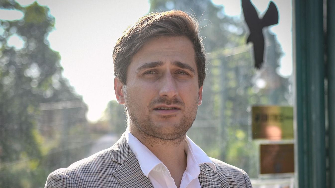 Eredeti helikopterbe szállhatunk a debreceni vidámparkban?