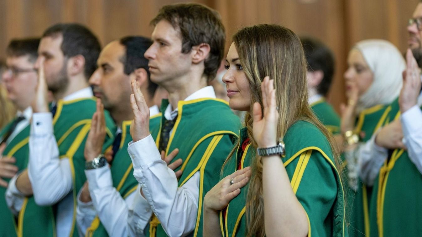 Doktoravató: íme, ők a frissen végzett doktorok!