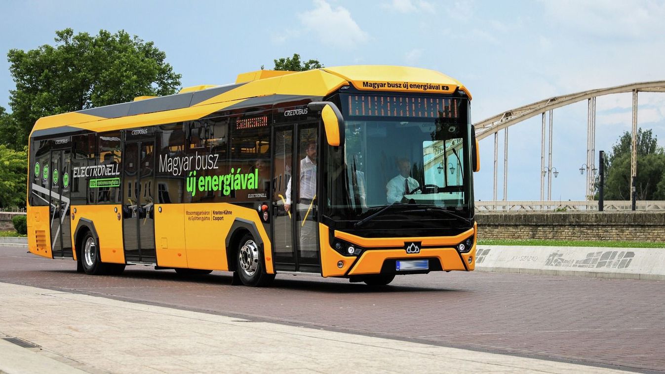 Elektromos busz áll forgalomba Hajdúszoboszlón is