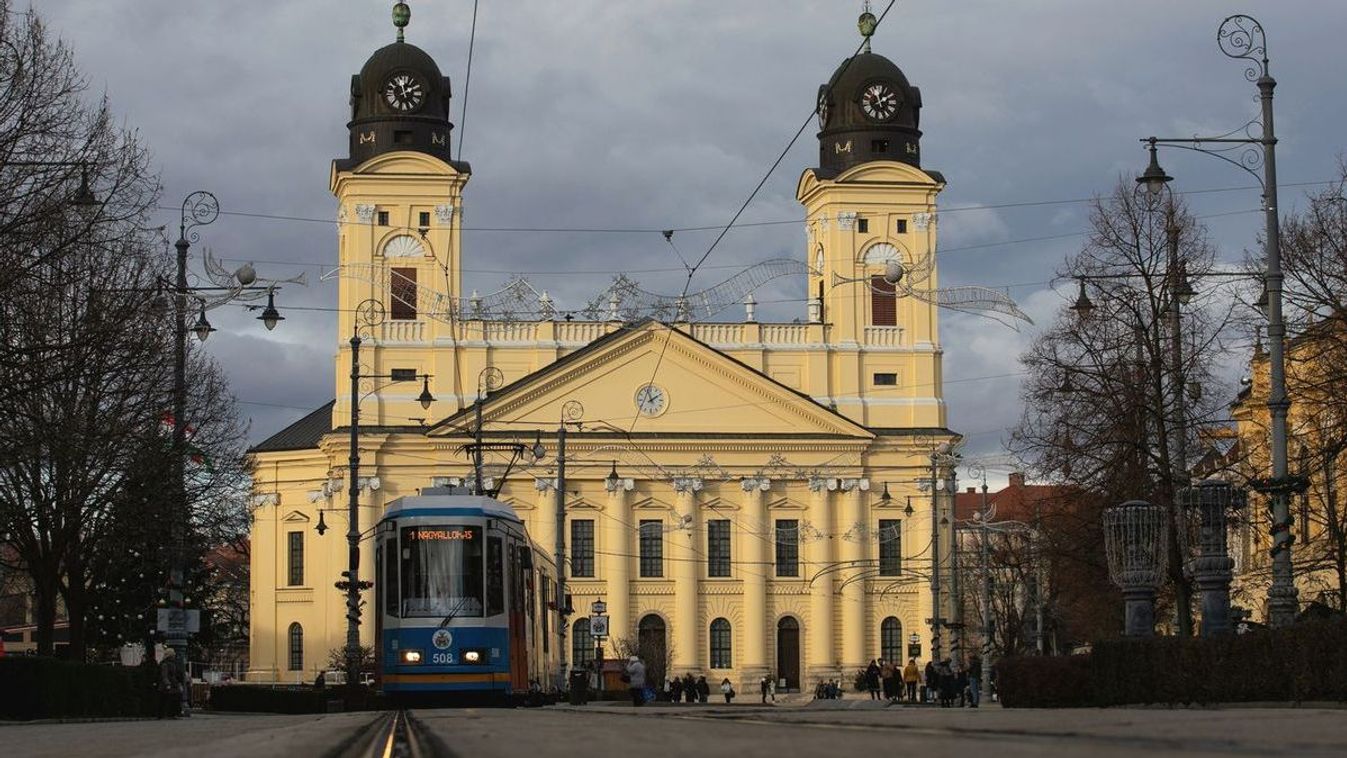 Debrecen: régen várt villamos-fejlesztést gátol a Tisza Párt