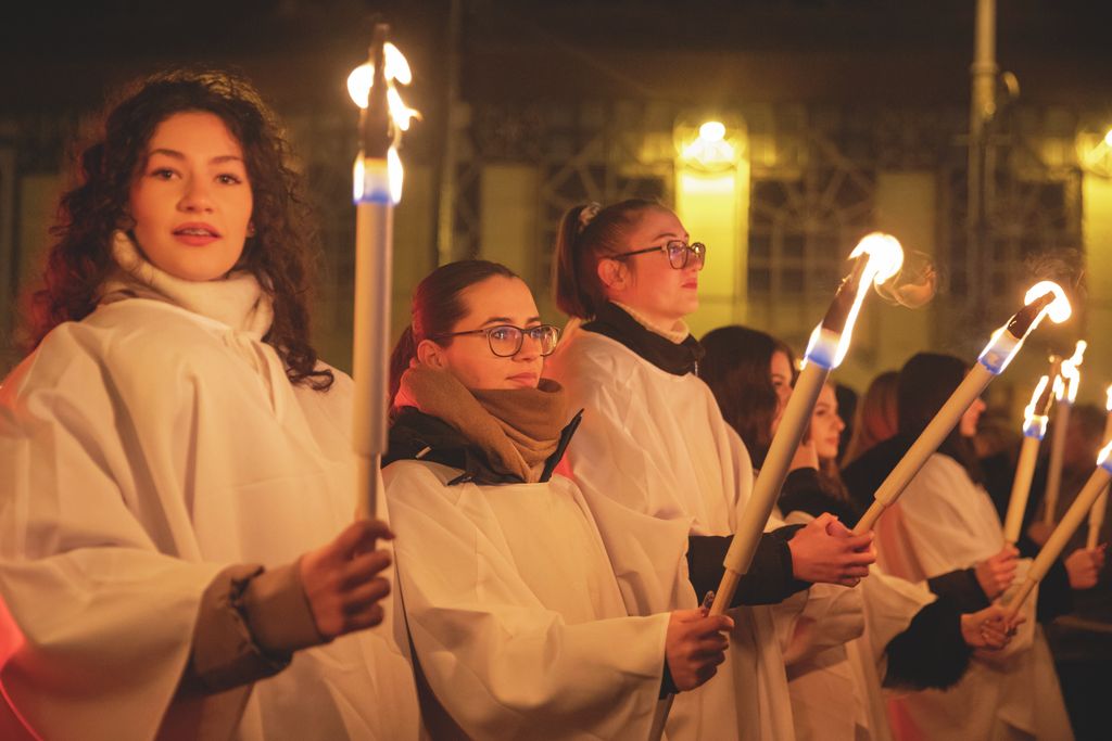 Felgyulladt a szeretet lángja Debrecenben | HAON