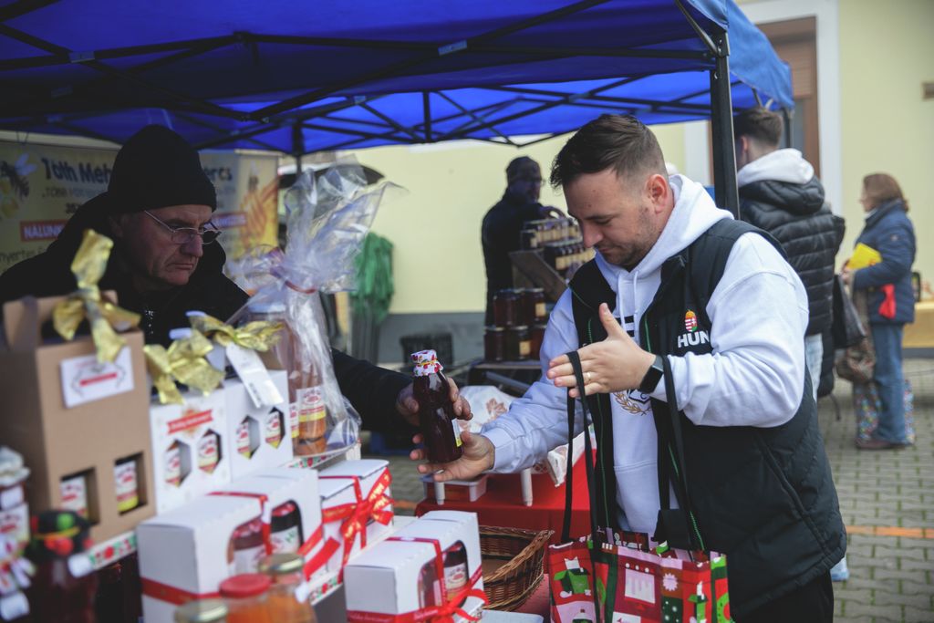 Egyháztáji vásárt tartottak advent 4. vasárnapján | HAON