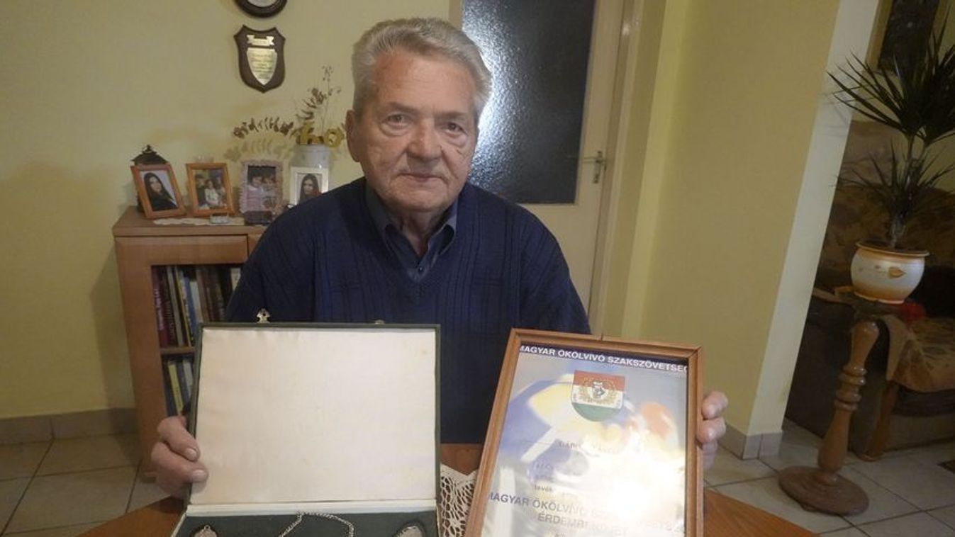 Szigorú szabályok szerint nevelte tanítványait a hajdúhadházi ...