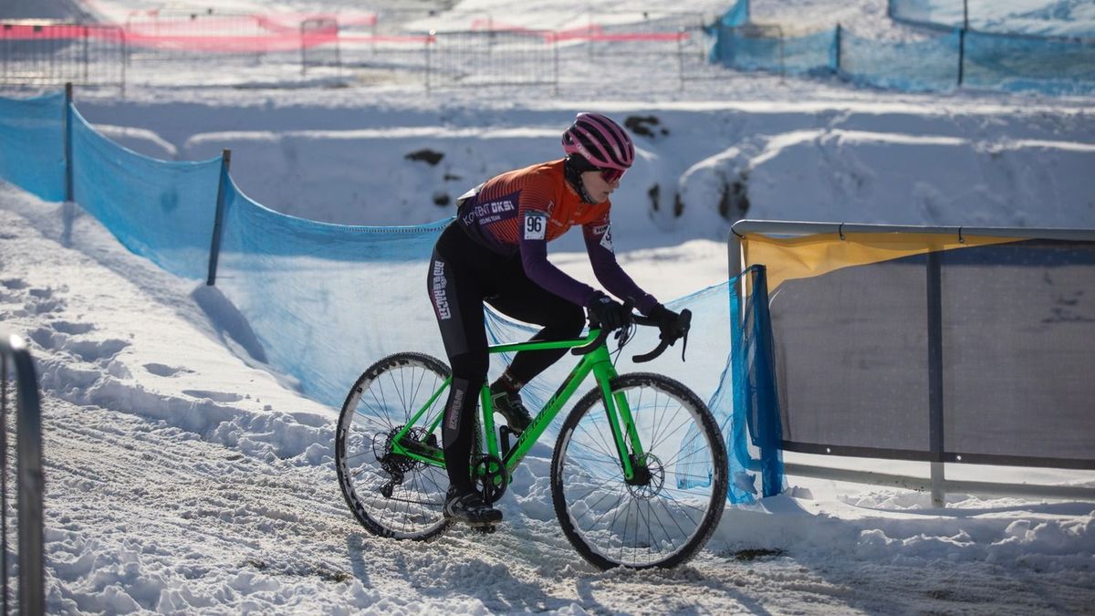 Sporttörténelmi versenyt rendeztek Debrecen határában! - fotókkal ...