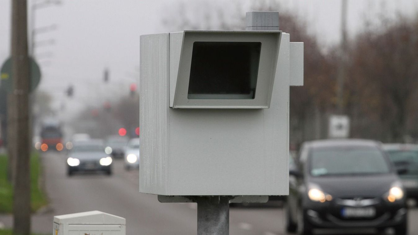 Gyorshajtókra panaszkodtak a debreceni utca lakói, új trafibox oldja ...